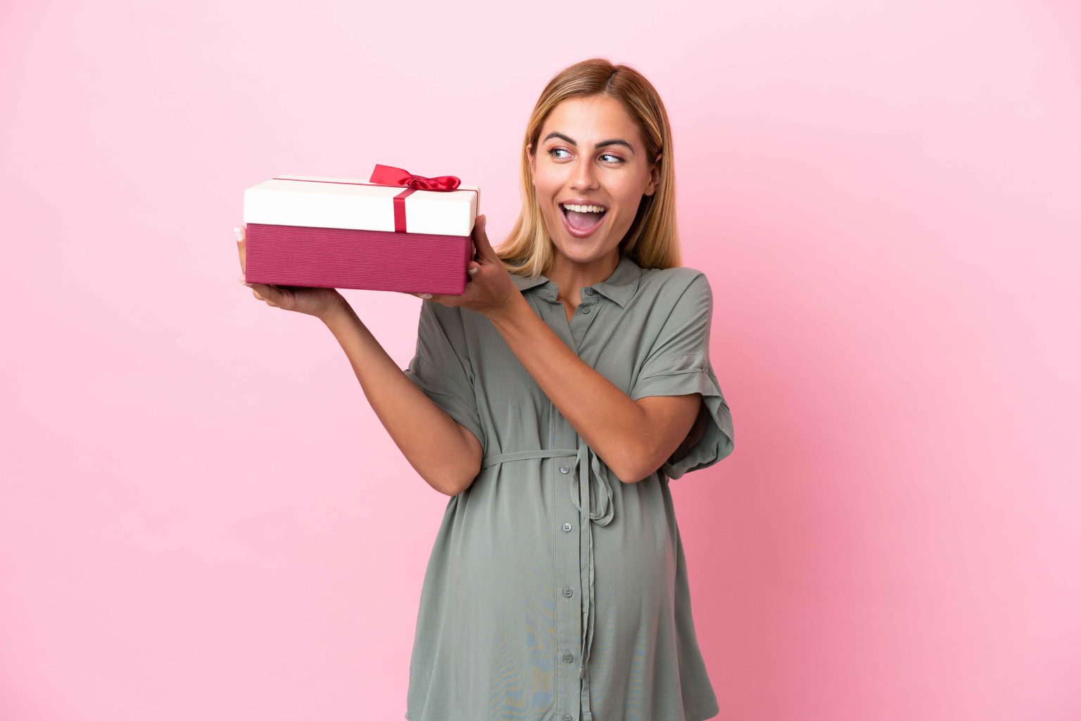 Gaver til hende: Gode gaveidéer til kvinder i alle aldre | EB Pristjek